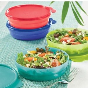 Tupperware | Dining | Tupperware Microwavable Cereal Bowls With Lids ...